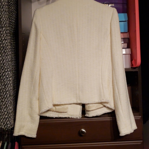 Magaschoni | Jackets & Coats | White Tweed Jacket With Flower Pin ...